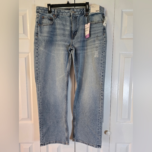 Aeropostale | Jeans | Nwt Aeropostale Ladies Low Rise Baggy Jeans 6r Medium Wash | Poshmark